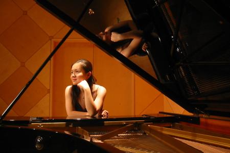 Qing Jiang Piano University Of Chicago Presents